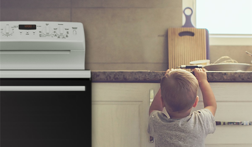 60cm electric freestanding cooker, white - WLE624WC | Westinghouse NZ