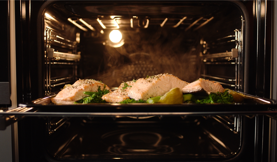 Steam Pyrolytic Oven with Self-Cleaning | Westinghouse NZ